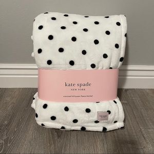 kate spade | Bedding | Nwt Kate Spade Fullqueen Fleece Blanket | Poshmark